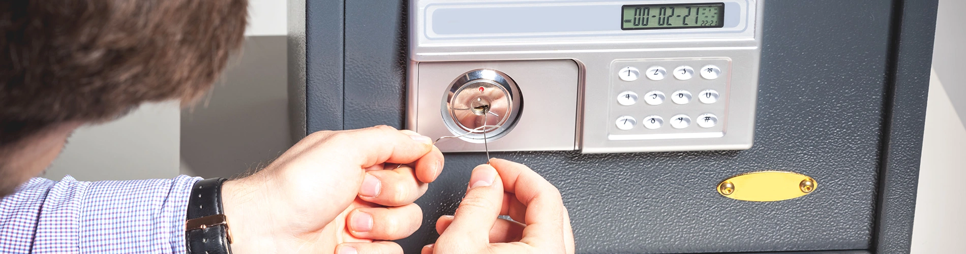 Safe Cracking Melbourne, FL - Safe Cracking Locksmith